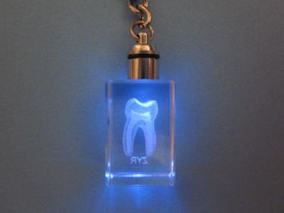 China Dental Keychain For DentalTeam Gift Crystal Molar Light With Many Colors for sale