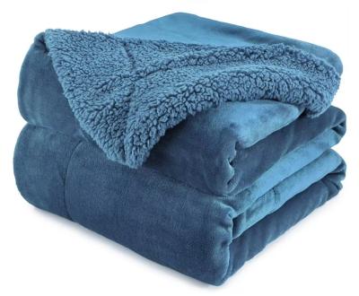 China Luxurious Solid Sherpa Comforter Set with Super Soft Sherpa Lining for sale