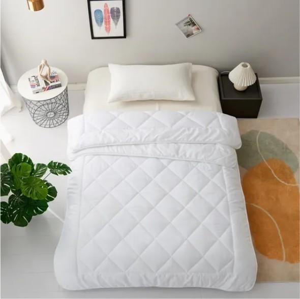 Quality Classic White Collection Quilt Lightweight Summer Diamond Comforter Quilt for sale