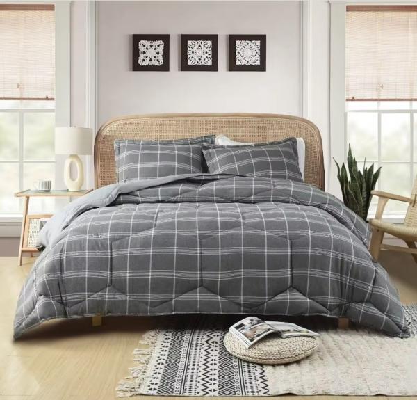 Quality Quilted Stripe Cationic Comforter Grey Quilted  Polyester Filling Machine Washable for sale
