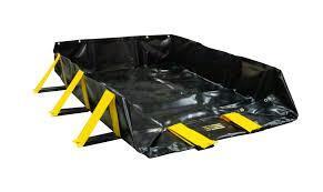 China Eco Quickbunds PVC Large L Bracket Spill Berm Spill Containment System for sale