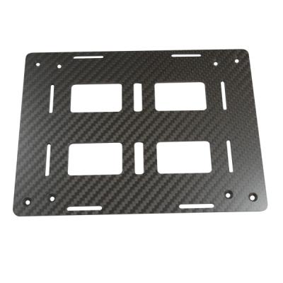 Cina Lo strato differente 3K della fibra del carbonio di spessore Plain il pezzo lucido o opaco resistente agli urti del taglio di CNC in vendita