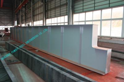 China Light Weight Steel Pre-engineered Factory Fabrication With Surrounding Cladding Panels for sale