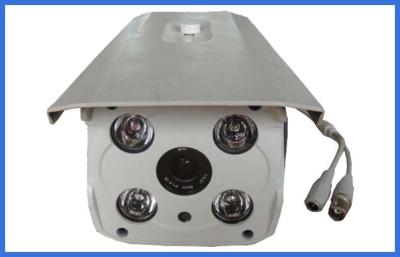 Cina CMOS Dynamic 900TVL Analog CCTV Camera , 30.4 ° View angle in vendita