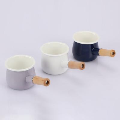 China 10cm Enamel Stew Pot Cast Iron Saucepan With Lid Non Stick Kitchen Cookware Set for sale