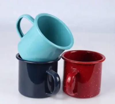 China 80000pieces per year Raw Material Iron Custom Classic 12oz Enamel Mug Metal Steel Camping Mug Featuring Rolled Edge Rim for sale