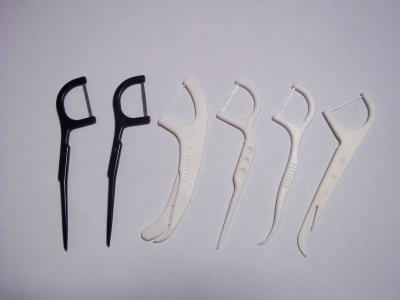 China eco-friendly floss picks bamboo charcoal dental floss pick for sale