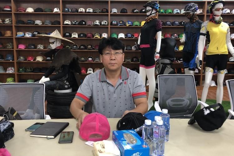 Geverifieerde leverancier in China: - Dragon One Apparel Company Limited