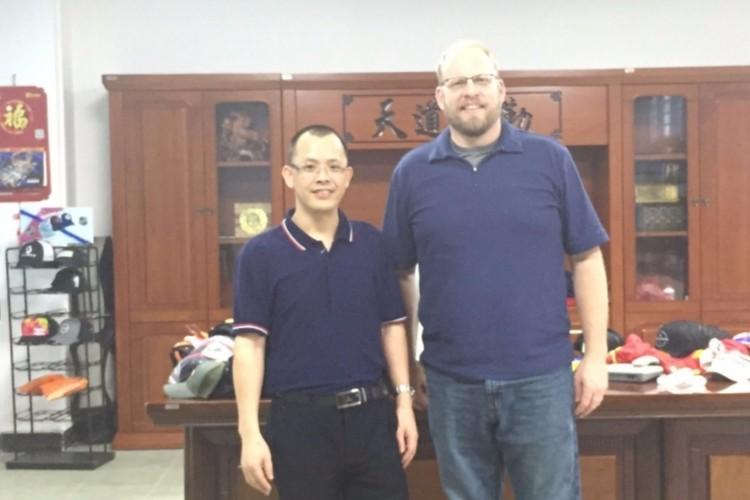 Geverifieerde leverancier in China: - Dragon One Apparel Company Limited