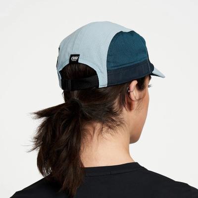 Cina Cappelli da campo suede peak 5 con corona di stampa in sublimazione e cinghia in pelle in vendita
