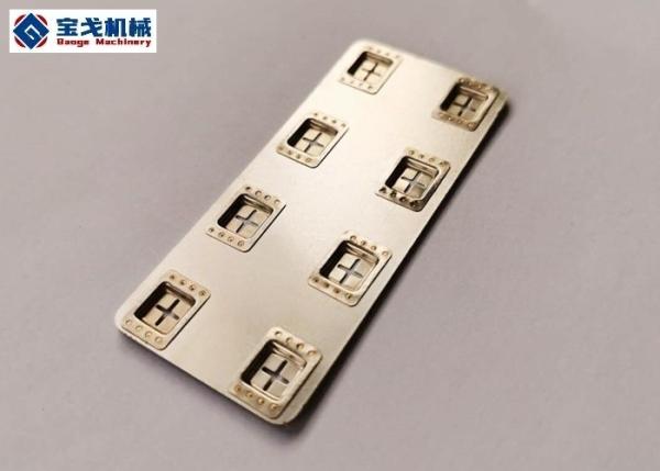 Quality C11000 Copper Wall Mounted Ground Bar for Durable Battery Terminal Bus Bar for sale