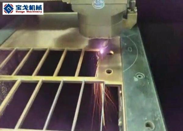 Quality C11000 Copper Wall Mounted Ground Bar for Durable Battery Terminal Bus Bar for sale