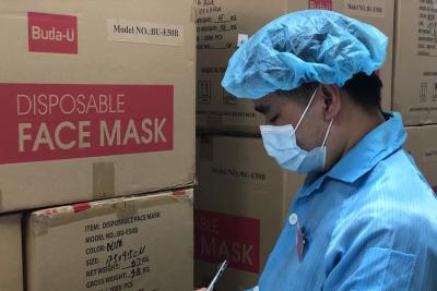 Cina Maschera chirurgica eliminabile non sterile di FDA Buda-U con Earloops in vendita