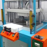 China Customized Shape Round Bath Bombs Making Machine with Automatic Hydraulic Presser for sale