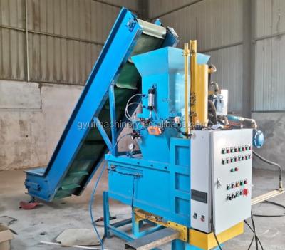 China Automatische weegfunctie Houtspannen Baling Press Machine voor gemakkelijke bediening Te koop
