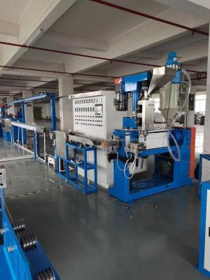 Cina Migliora la tua produzione con macchine di estrusione di corde a luce LED all'avanguardia in vendita