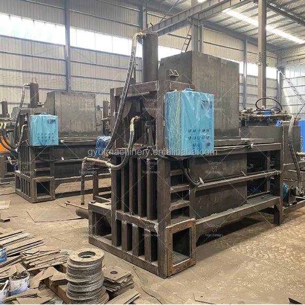 Quality Chopped Straw Corn Silage Wood Shavings Wood Sawdust Cocopeat Baler Packaging for sale