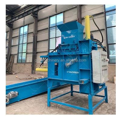 China High Throughput Wood Sawdust Shavings Baler Press Bagging Machine for Horse Bedding for sale