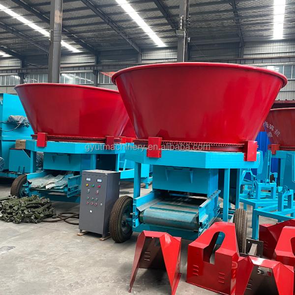 Quality 1700 KG Hay Straw Baler Crushing Machine Corn Grain Grind Shredder Equipment for sale