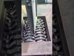 Waste Tire Clothes Shredder Garbage Plastic Double Shaft Shredder