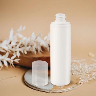 China OEM ODM 120ml Pearly Lustre Facial Mist Spray Custom Vacuum HDPE Plastic Pump Airless Cosmetic Cleaning Bottle Refillable for sale