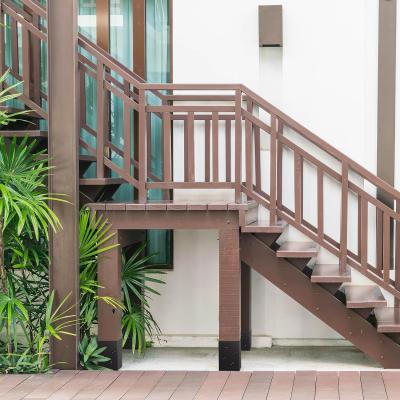 Cina Supporto per palo 4x4 con picchetto da terra per pavimenti in cemento in vendita