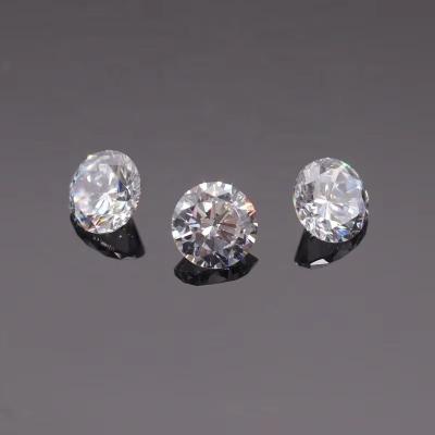 Cina 3A/5A Cubic Zirconia Loose Stones Brilliant Cut Round Shape White Color 6mm 8mm Gemstone in vendita