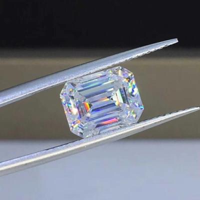 Cina Bianco Giallo Moissanite Gem Radiante Taglio GRA VVS Loose Mosanite Diamante Per Anello d'oro in vendita
