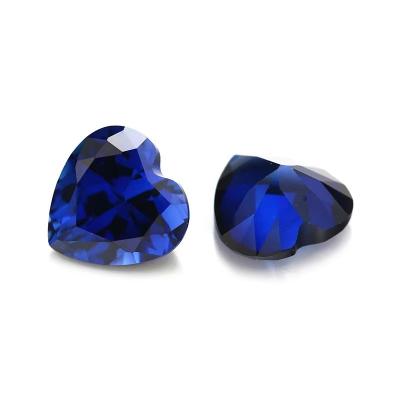 Cina Gems Loose Gemstone Heart Cut 3x3mm To 10x10mm 33# 34# Blue Sapphire Pietre sintetiche in vendita