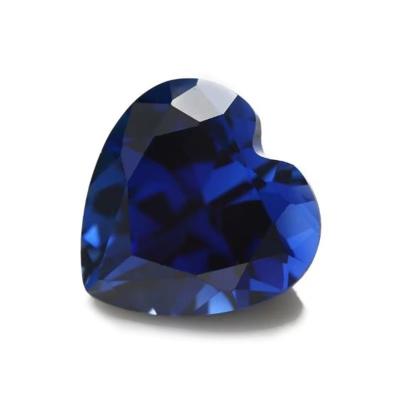 Cina Gems Loose Gemstone Heart Cut 3x3mm To 10x10mm 33# 34# Blue Sapphire Pietre sintetiche in vendita