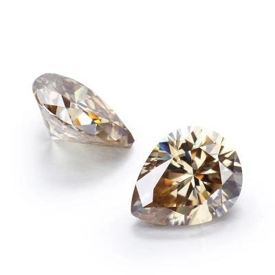 Cina Moissanite sintetica di corindone Diamante giallo chiaro Champagne pera Moissanite sciolta in vendita
