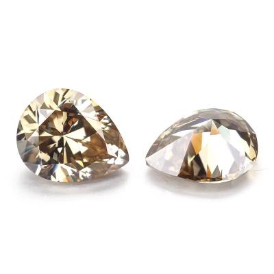 Cina Moissanite sintetica di corindone Diamante giallo chiaro Champagne pera Moissanite sciolta in vendita