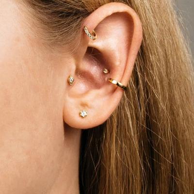 Cina 925 Sterling Silver Wholesale Gioielli Minimalisti Piccoli 925 Sterling Silver Zircon Stud Orecchini Dorati Orecchini Per Donne in vendita