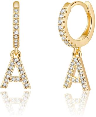 Cina Stivali di moda orecchini iniziali in argento sterling personalizzare gioielli 18K oro placcato orecchini di lettere di moda in vendita