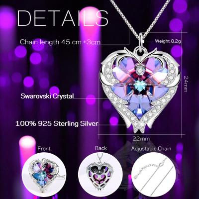 Cina rosa d'avanguardia Crystal Heart Pendant di 18in 0.29oz Sterling Silver Heart Pendant Necklace in vendita