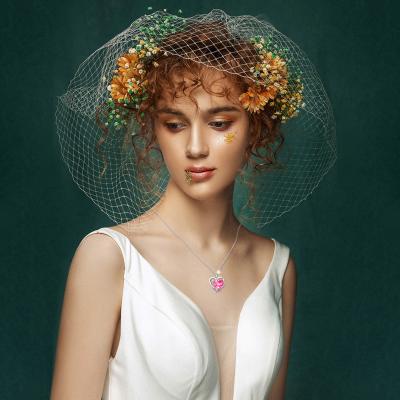 Cina SGS Crystal Heart Pendant d'avanguardia della collana del pendente del cuore di amore 0.22oz di 0.9x1.18in in vendita