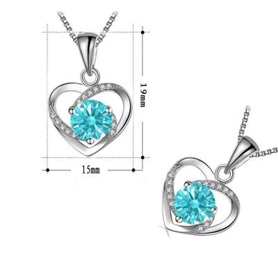 Cina 5A CZ Sterling Silver Heart Pendant Necklace in vendita