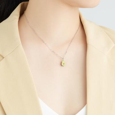Cina 1.1x0.8cm 5A 17,7» pendente a forma di pera Sterling Silver Jewelry Necklaces 2.9g in vendita