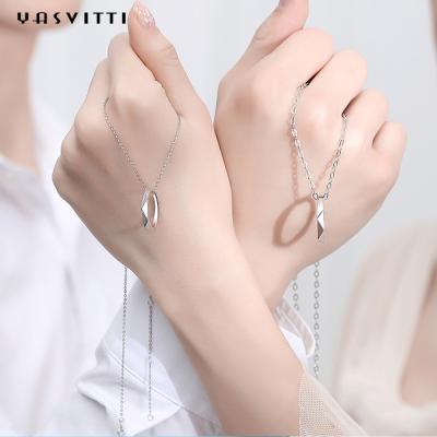 Cina collana d'argento solida di acciaio inossidabile di Ring Necklace 0.14oz di amore di 2mm 33ft in vendita