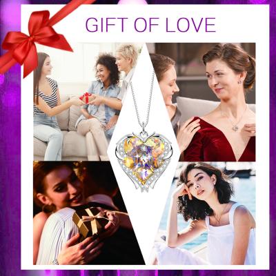 Cina 8,2 regali a 18 pollici per la mamma dalla grande collana del cuore della figlia con Austrian crystal Crystal Necklace For Girlfriend giallo in vendita