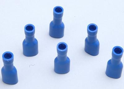 China A fêmea de bronze de desconexão rápida elétrica azul do PVC isolou desconexões à venda
