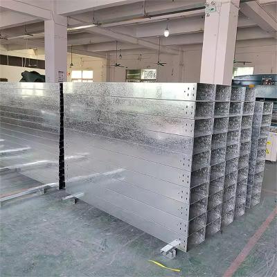 Cina 50 - 300 mm Cable Tray industriale resistente alle intemperie per prestazioni durature in vendita