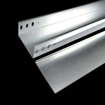 Cina Prevenzione incendi Cable tray in acciaio galvanizzato industriale con caratteristiche resistenti alla corrosione in vendita