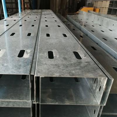 Cina Telaio di gestione dei cavi di alluminio rettangolare a bassa manutenzione con eccellente resistenza alla corrosione in vendita