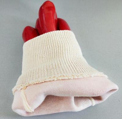 China Hydrocarbon Treated  Interlock Liner Pvc DippeProtective Work Gloves for sale