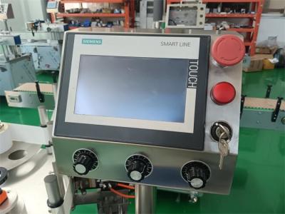 China Automatic Bottle Labeling Machine For Round Bottles, Wine Bottles High Labeling Accuracy with Ink coding equipment for sale