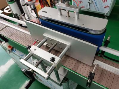 中国 飲料用薬剤用化粧品ボトル用完全自動ステッカーラベル付け機 炭素リボンコード付き20~1500ml 販売のため
