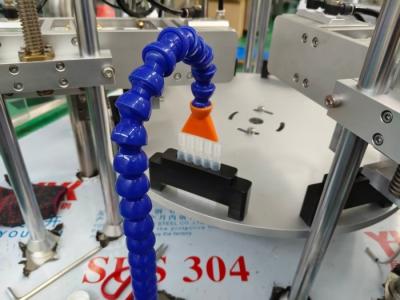 Cina Macchina di riempimento e chiusura dei tubi usa e getta per 1-5ml in vendita