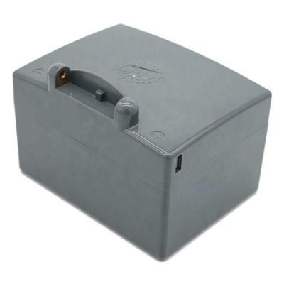 Cina OEM ODM LiFePO4 batteria al litio pacchetto batteria per carrelli da golf personalizzata 24v 10ah Batteria per scooter elettrico a controllo remoto in vendita