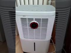 220V Small Home Dehumidifier With 2.2L Capacity R134a Refrigerant